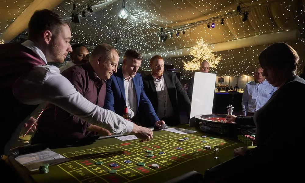 Office Christmas Parties | Silverstone Circuit Exhibition Hall ...